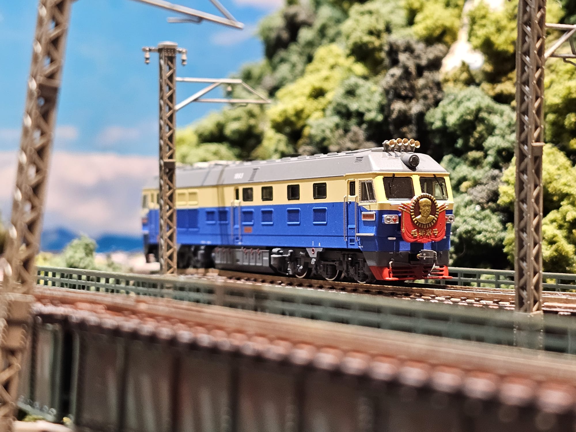 長嗚 N Scale DF4D-1893-第四代毛澤東號 掛牌 - Khaho Store 咔好鐵道模型店