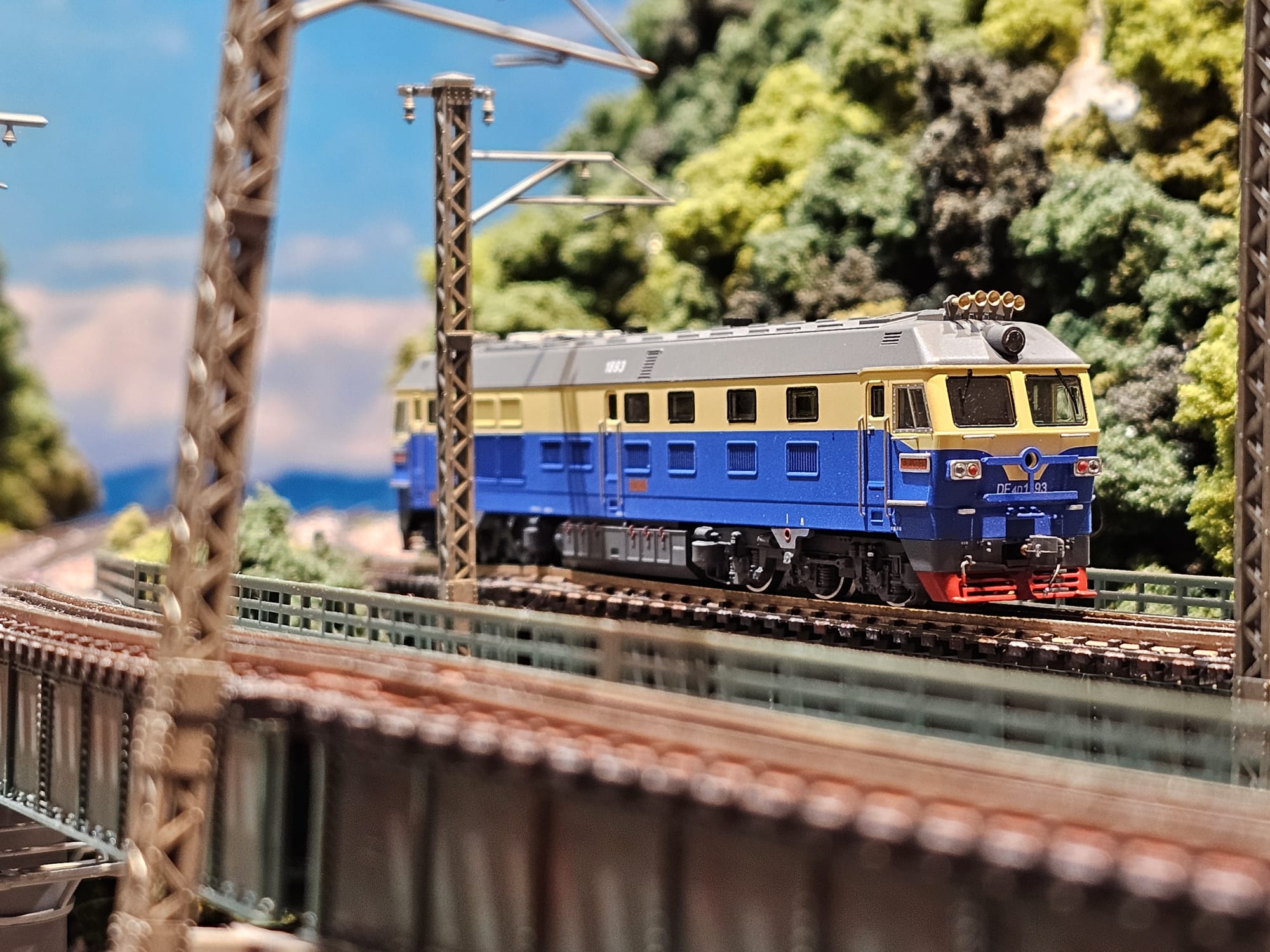 長嗚 N Scale DF4D-1893-第四代毛澤東號 掛牌 - Khaho Store 咔好鐵道模型店