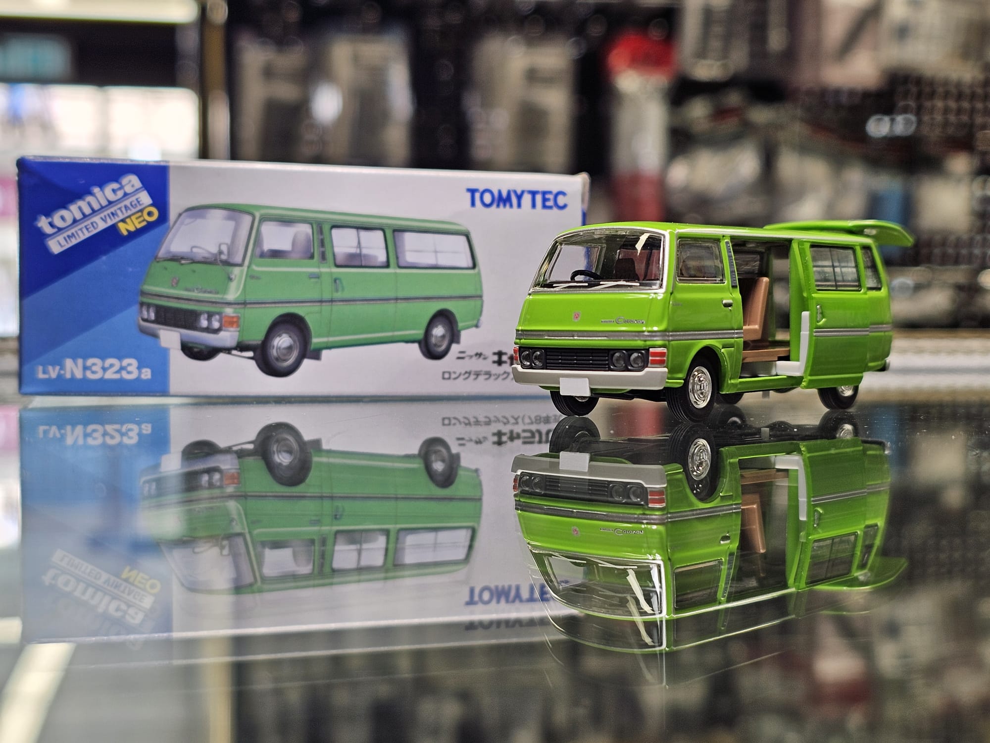 TOMYTEC 332909 LV-N323a 日産 ｷｬﾗﾊﾞﾝ ﾛﾝｸﾞ ﾃﾞﾗｯｸｽ (緑)78年式 - Khaho Store 咔好鐵道模型店