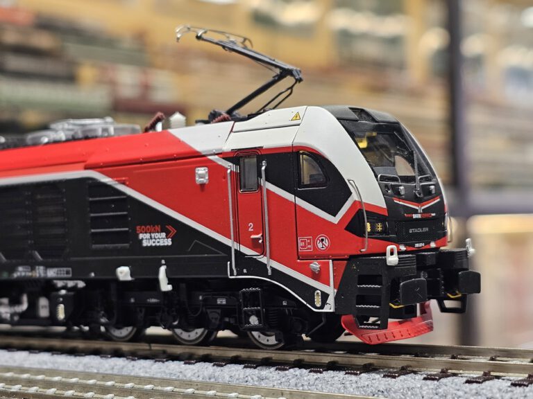 SUDEXPRESS HO S1592270 STADLER Euro Dual Locomotive BR 159 Of The EBS ...