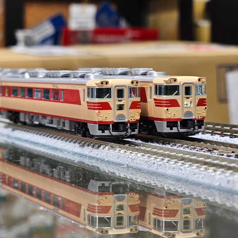 TOMIX 97200 国鉄 キハ82系特急ディーゼルカー（北海道仕様）基本セット - Khaho Store 咔好鐵道模型店