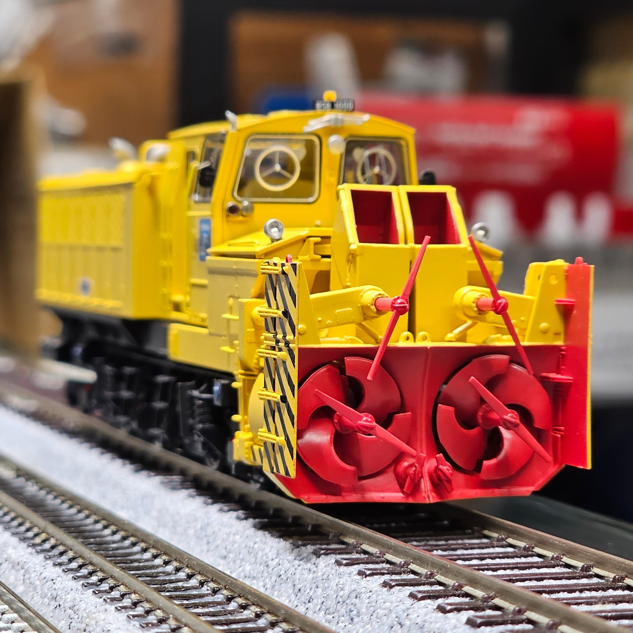 ROCO 72804 Beilhack Rotary Snow Blower, Conrail HO - Khaho Store 咔好鐵道模型店